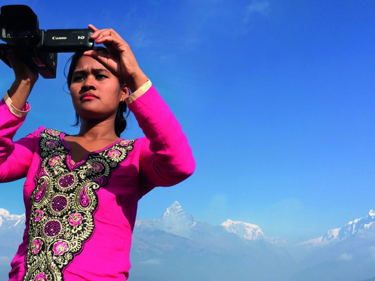 Lisa Goldman - The Conversationalist